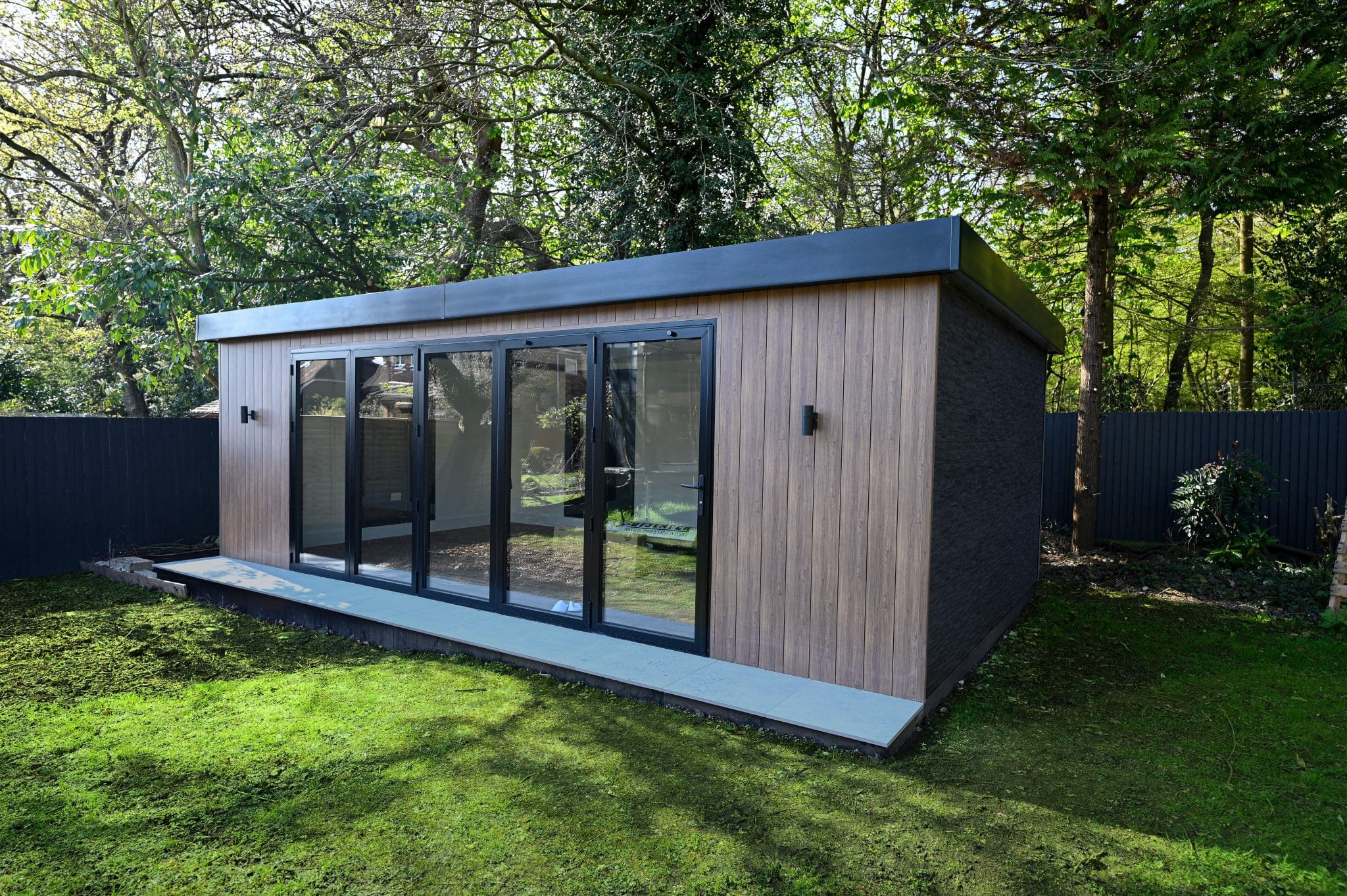 Steel Frame Garden Rooms - London Essex Group
